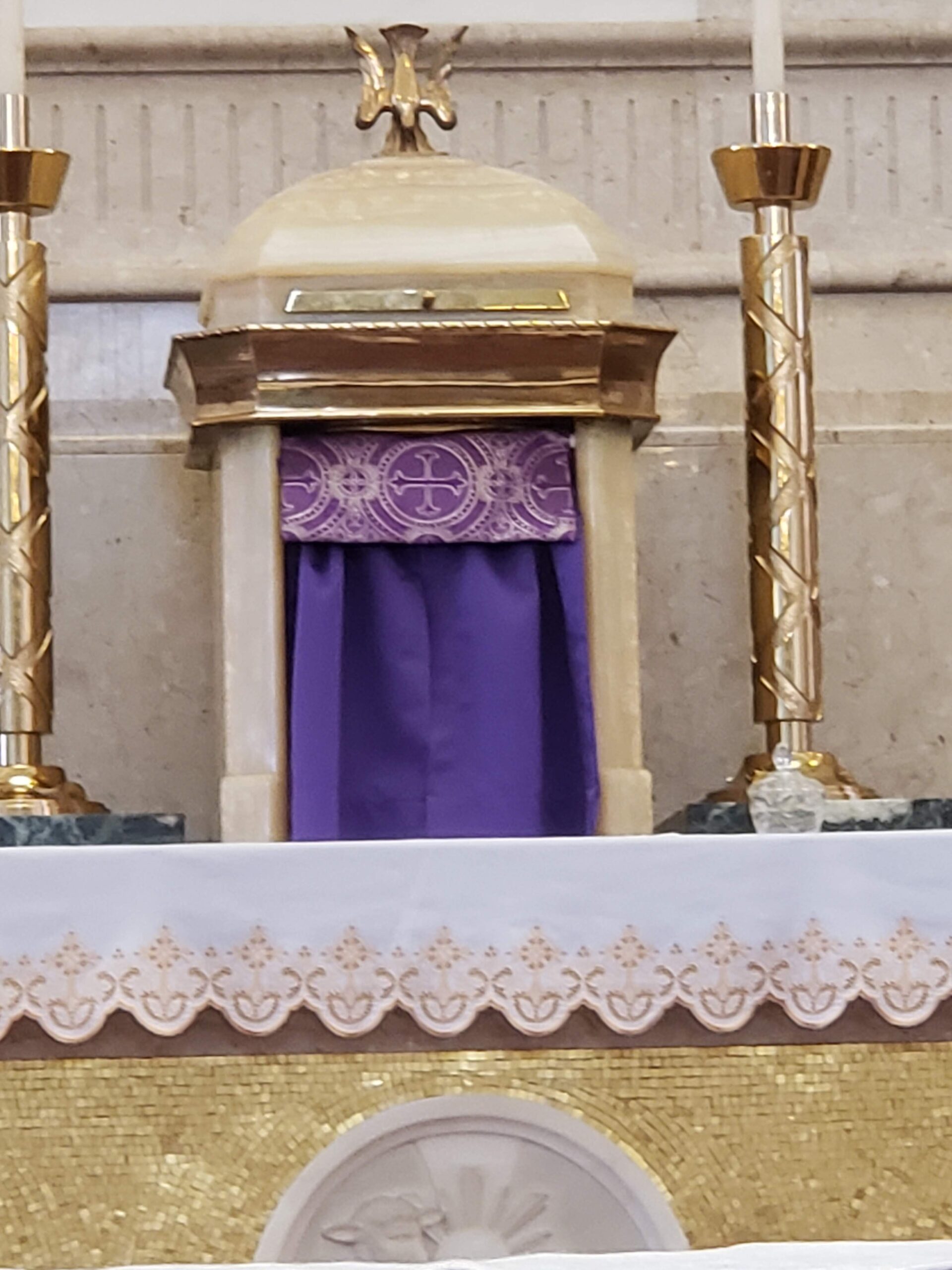 How to Sew a Catholic Tabernacle Veil - Ora et Schola